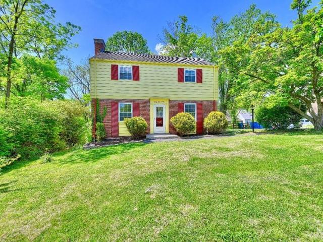 3401 Ferncroft Dr, Cincinnati, OH 45211
