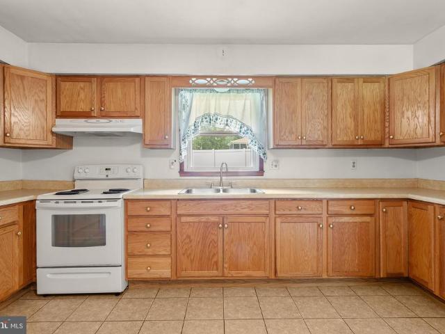 3401 King Drive