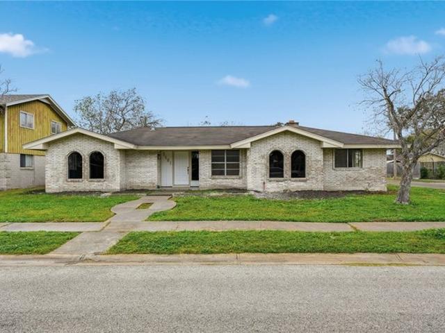 3401 Lynnwood Ln, Corpus Christi, TX 78415