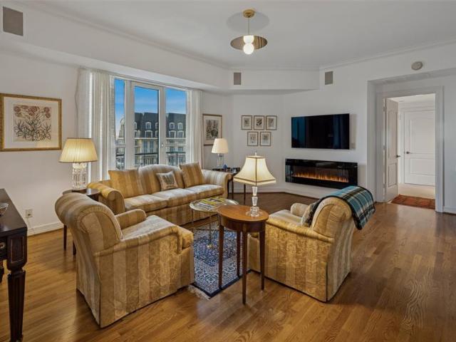 3401 Lee Pkwy, Unit 2106, Dallas, TX 75219 | MLS #21157 | Compass