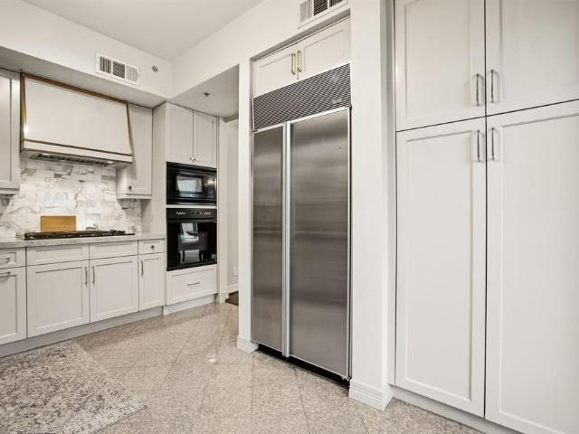 3401 Lee Pkwy, Unit 402, Dallas, TX 75219 | MLS #21242