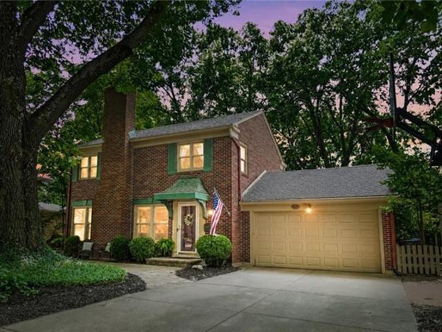 3401 Lenox Dr, Kettering, OH 45429