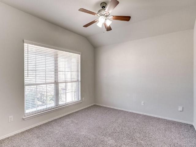 3401 Pauling Loop