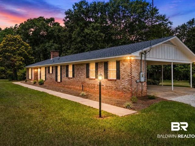 3401 Robinsonville Rd, Atmore, AL 36502