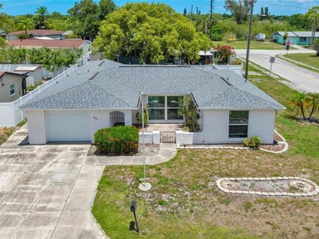 3401 Supreme Dr, Holiday, FL 34691