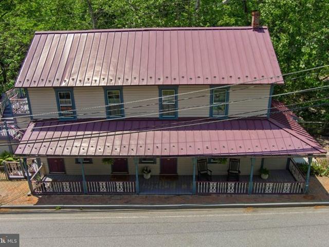 3401 Saint Peters Rd, Elverson, PA 19520