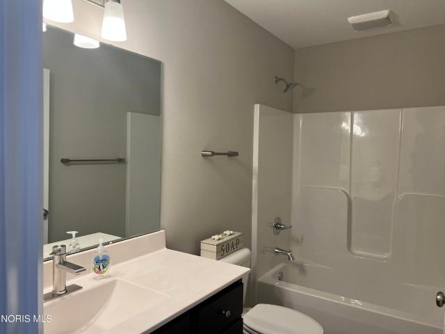 3402 Moonlit Pass, Monclova, OH
