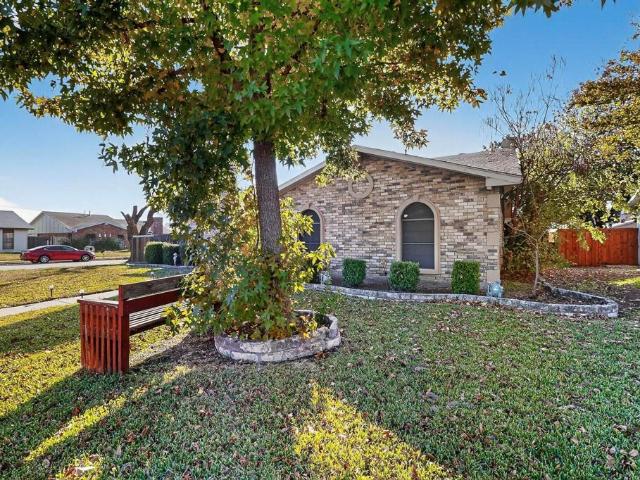 3402 Aquarius Circle