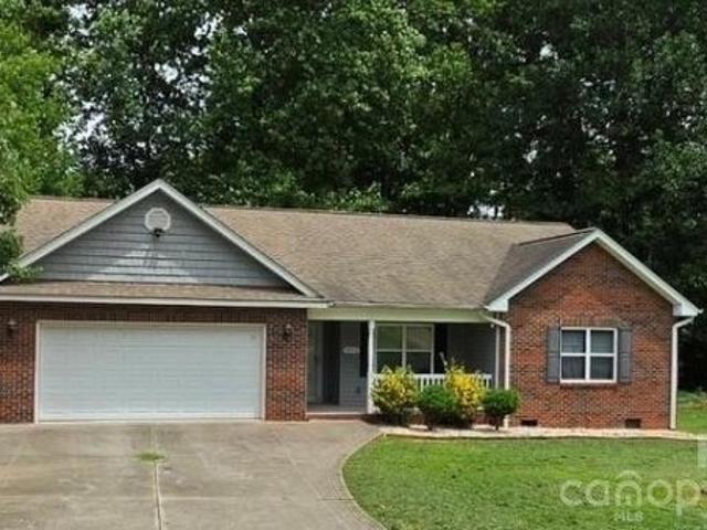 3402 Danial St, Conover, NC 28613