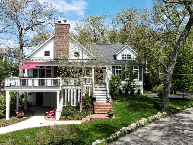 3402 Iroquois Trail