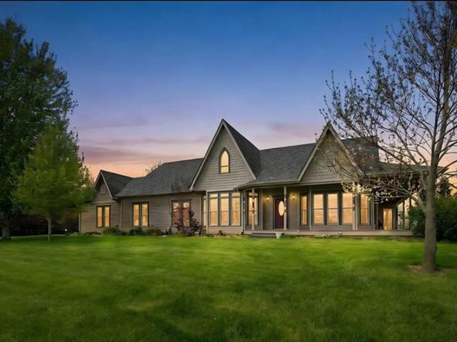 3402 S Paw Rd, Paw, IL 61353