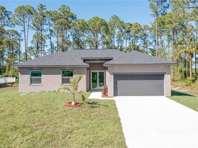 3402 72nd St W, Lehigh Acres, FL 33971