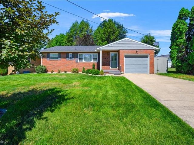3403 Foley Dr, Parkersburg, WV 26104
