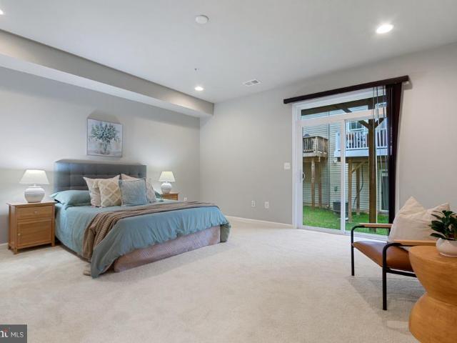 3403 Landing Way