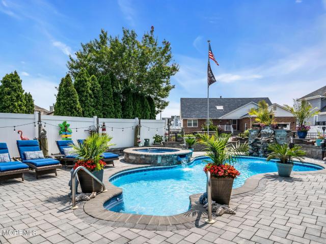 3403 Sandy Place