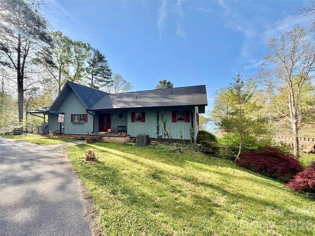 340 Crappie Hollow Ln, Taylorsville, NC 28681