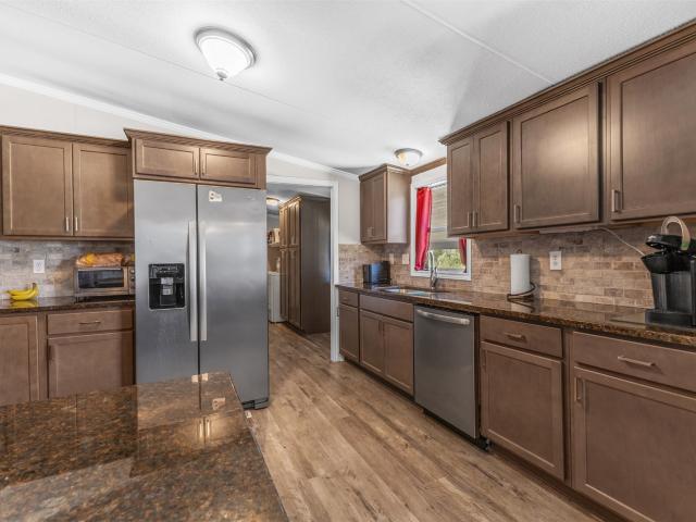 340 Alvina Ulich St, Somerville, TX 77879 | MLS #57418