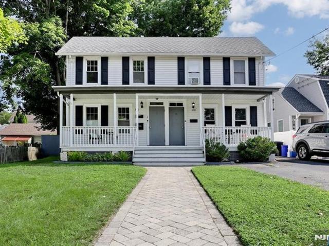 340 Godwin Ave, Midland Park, NJ 07432