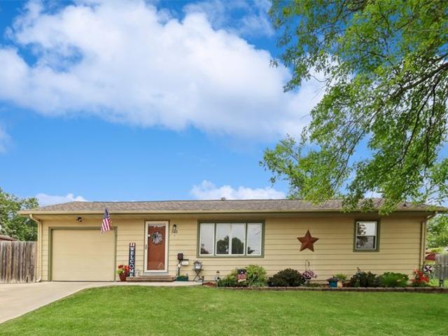 340 Gepke Pkwy, Des Moines, IA 50320