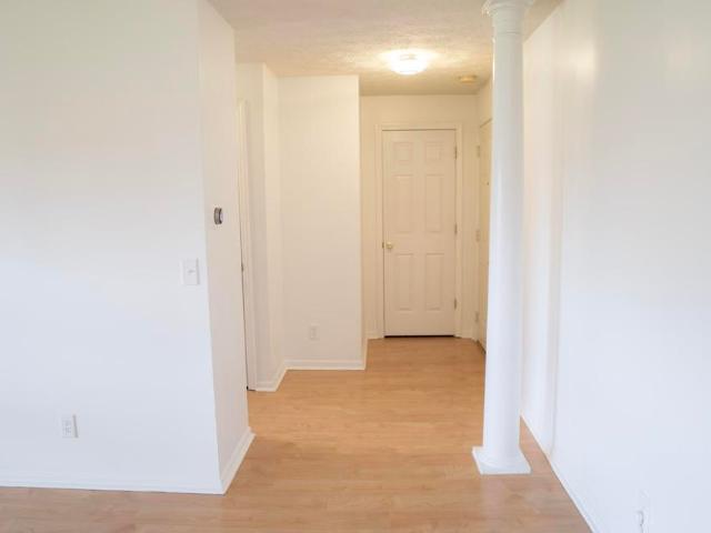 340 Deepwoods Drive # 6