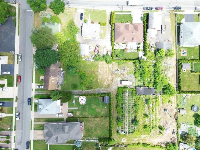 340 E 54th