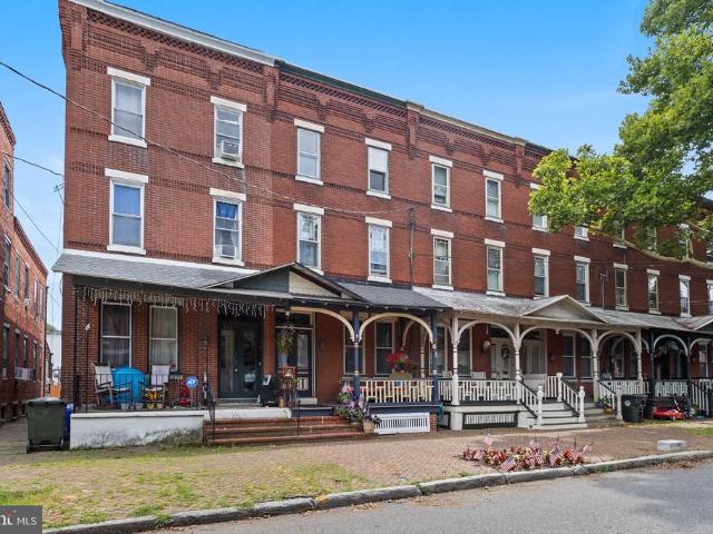 340 E Union Street