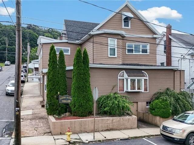 340 E Bertsch St, Lansford, PA 18232