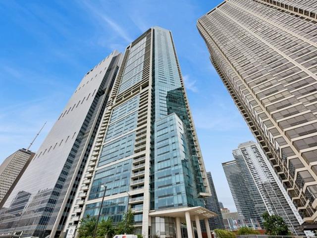 340 E Randolph St Unit 1701, Chicago, IL 60601