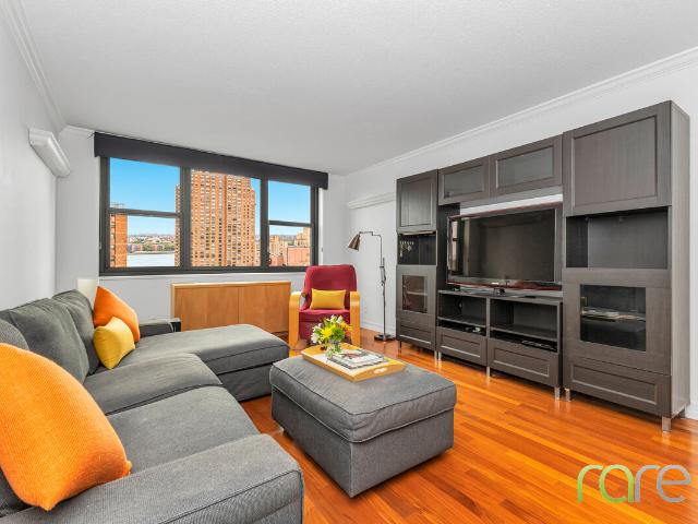 340 East 93rd Street, New York, NY