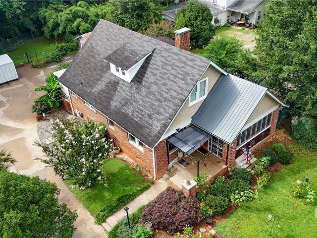 340 King Avenue