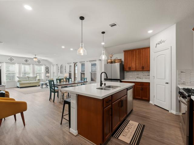 340 Honey Mesquite Path