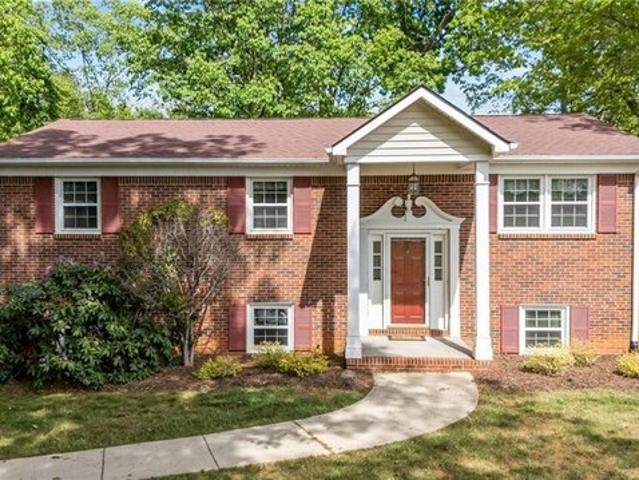 340 Mountainview Rd, King, NC 27021