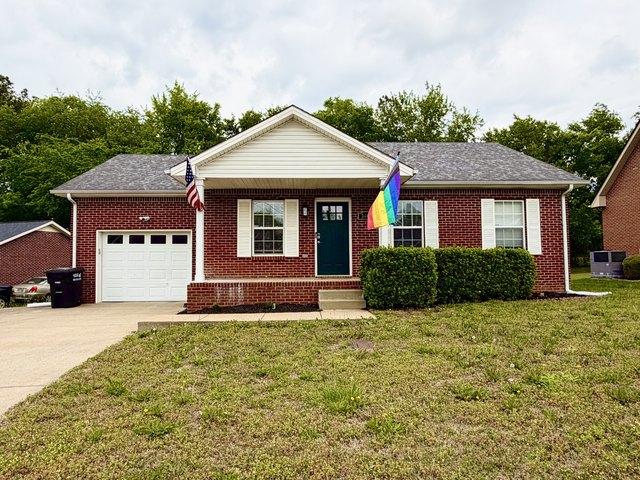 340 Maple Park Dr, Clarksville, TN 37040