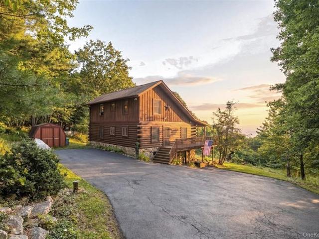 340 Marl Rd, Pine Bush, NY 12566