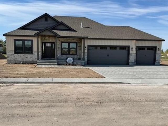 340 Meadow Walk Dr, Shelley, ID 83274