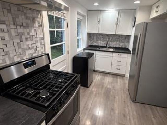 340 N 6th Avenue 1