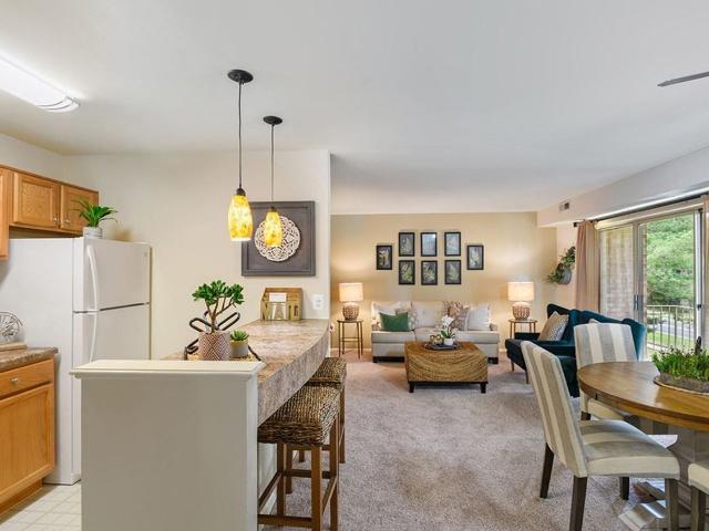 340 N. Summit Ave 2 Bedroom Apartment for Rent at 340 N Summit Ave, Gaithersburg, MD 20877
