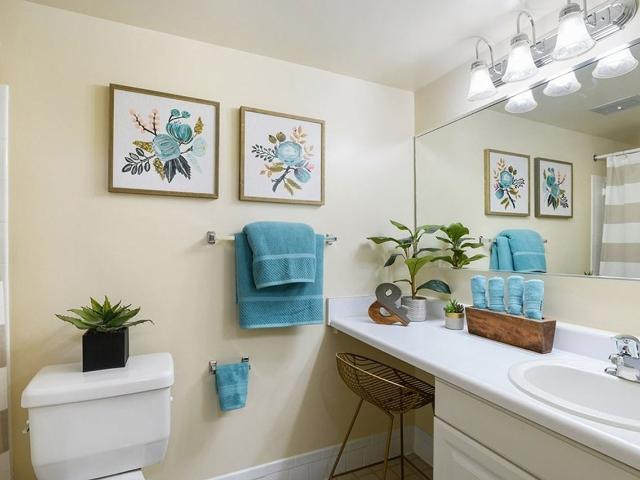 340 N. Summit Ave 3 Bedroom Apartment for Rent at 340 N Summit Ave, Gaithersburg, MD 20877