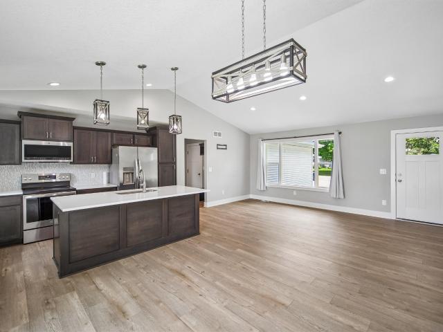 340 NW 2nd Street
