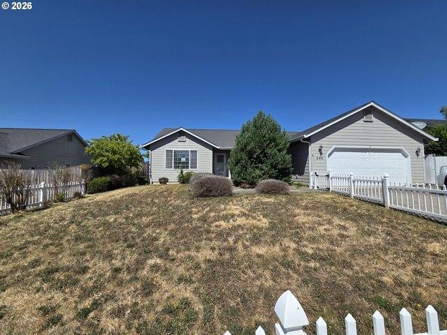 340 NW Elizabeth Ave, Winston, OR 97496