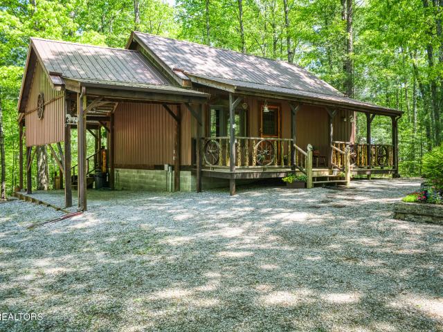 340 Spruce Creek Dr