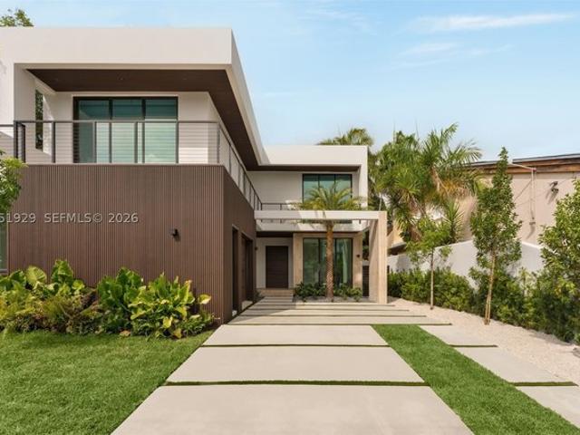 340 SW 20th Rd, Miami, FL 33129