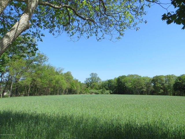 340 Sweetmans Ln, Millstone, NJ 08535