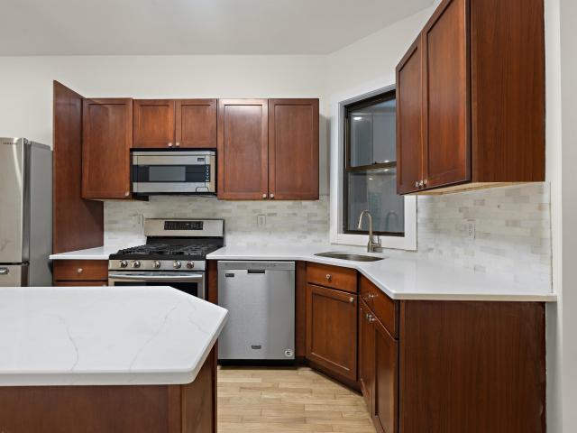 340 Pavonia Ave # 102