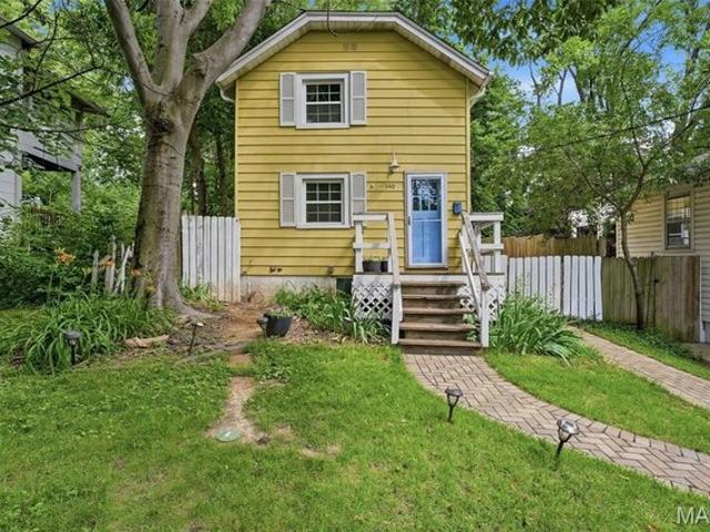 340 Page Ave, Webster Groves, MO 63119