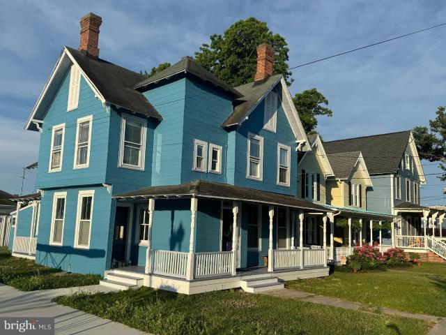 340 Randolph Ave, Cape Charles, VA 23310 | MLS #VANH2000