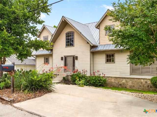 340 Rio Drive