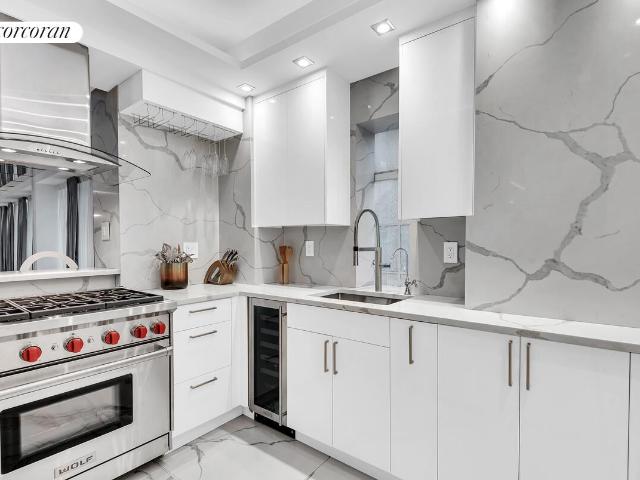 340 W 57TH Street 2I