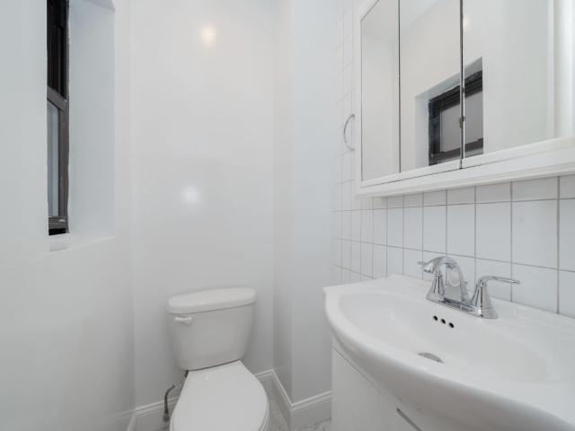 340 W 17th Street 4A