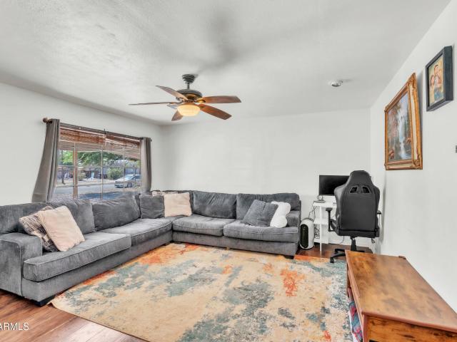 340 w lindbergh avenue